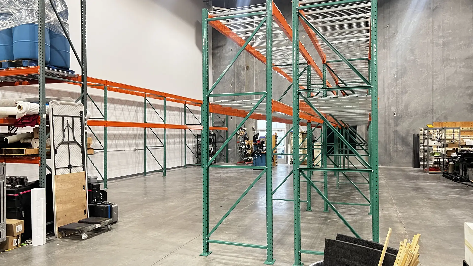 8 Common Causes Of Pallet Rack Failure | BL Pallet Racking